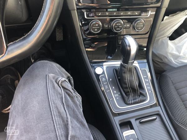 Volkswagen Golf 2014 in Kaunas, with an engine capacity of 2.00 L and mileage of 262 thousand km for 6700 €, photo 5 on AUTOMOTO.COM.LV