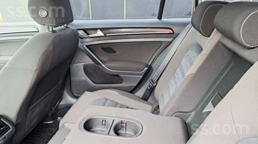 Volkswagen Golf 2014 Rīga, ar dzinēja tilpumu 2.00 L un nobraukumu 283 tūkst. km par 7500 €, foto 14 vietnē AUTOMOTO.COM.LV