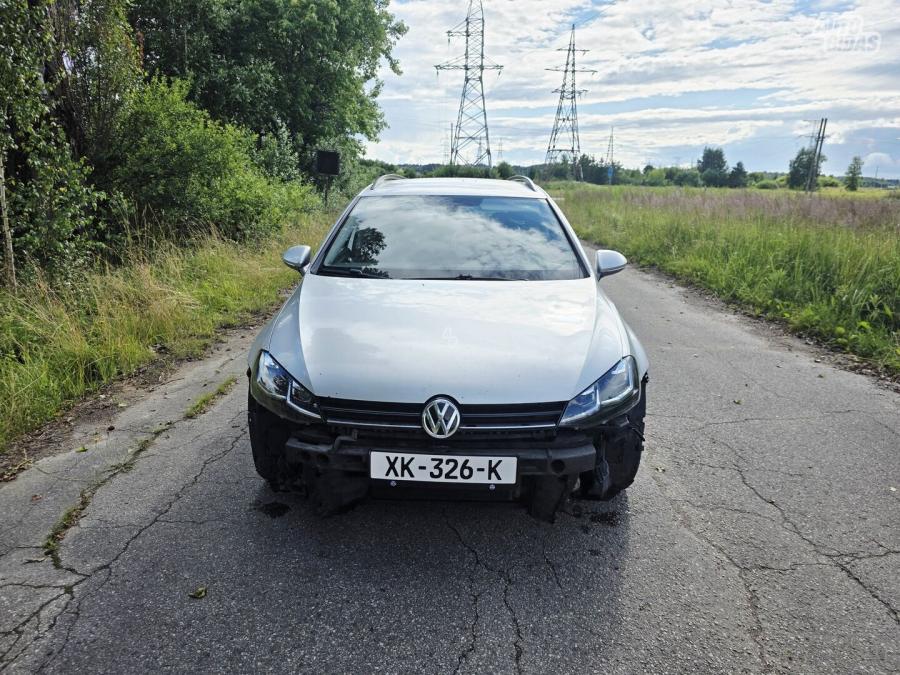 Volkswagen Golf 2014 Panevēža, ar dzinēja tilpumu 1.60 L un nobraukumu 284 tūkst. km par 4500 €, foto 5 vietnē AUTOMOTO.COM.LV
