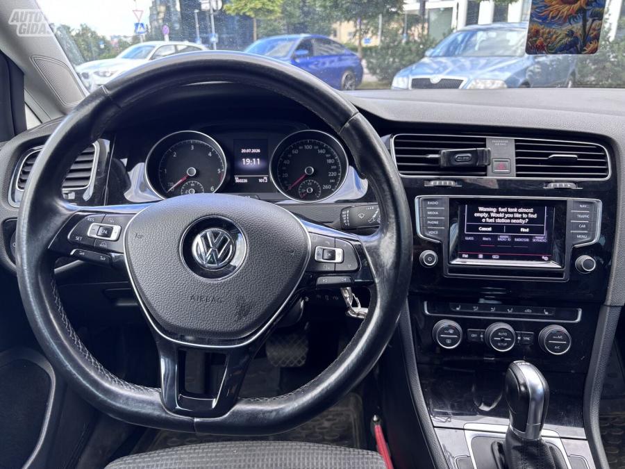 Volkswagen Golf 2014 in Vilnius, with an engine capacity of 1.60 L and mileage of 360 thousand km for 5400 €, photo 8 on AUTOMOTO.COM.LV