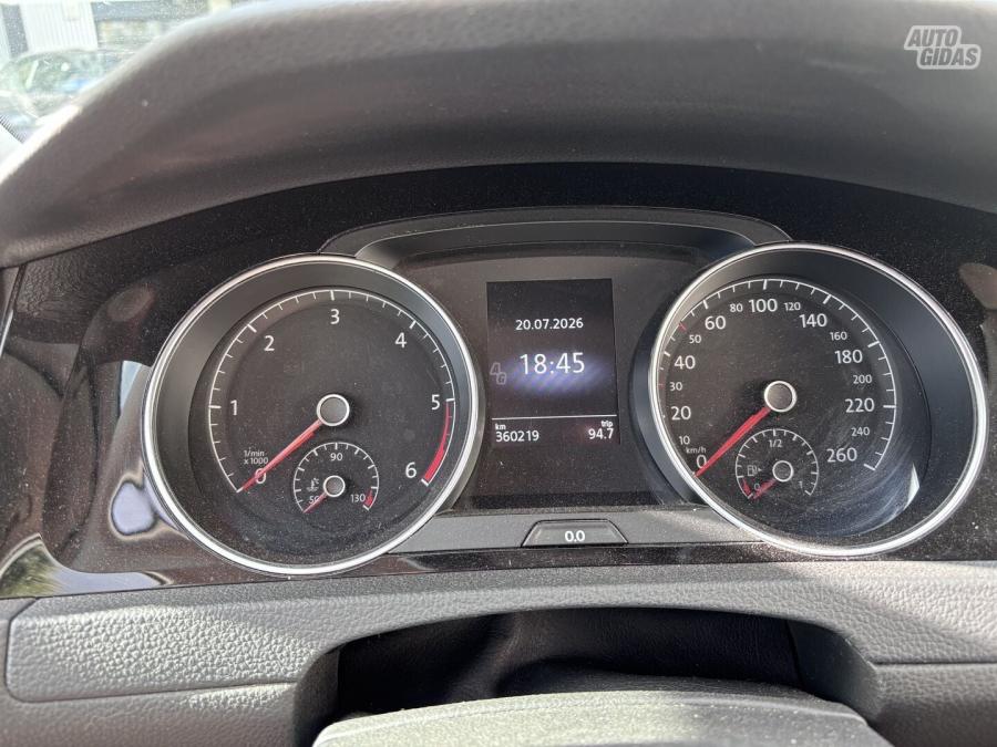 Volkswagen Golf 2014 in Vilnius, with an engine capacity of 1.60 L and mileage of 360 thousand km for 5400 €, photo 9 on AUTOMOTO.COM.LV