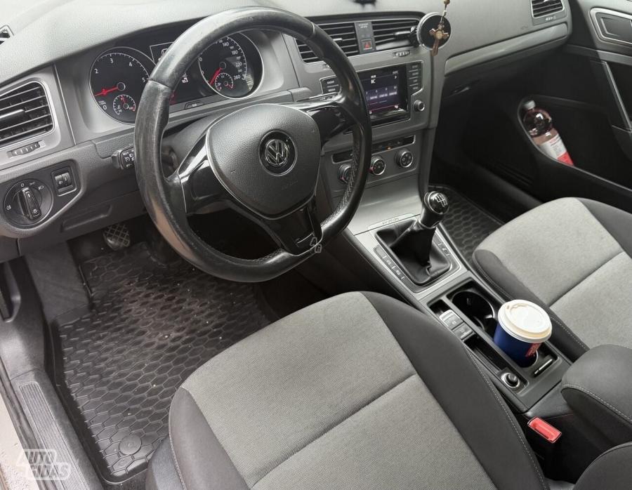 Volkswagen Golf 2014 Birštonas, ar dzinēja tilpumu 1.60 L un nobraukumu 273 tūkst. km par 4350 €, foto 4 vietnē AUTOMOTO.COM.LV