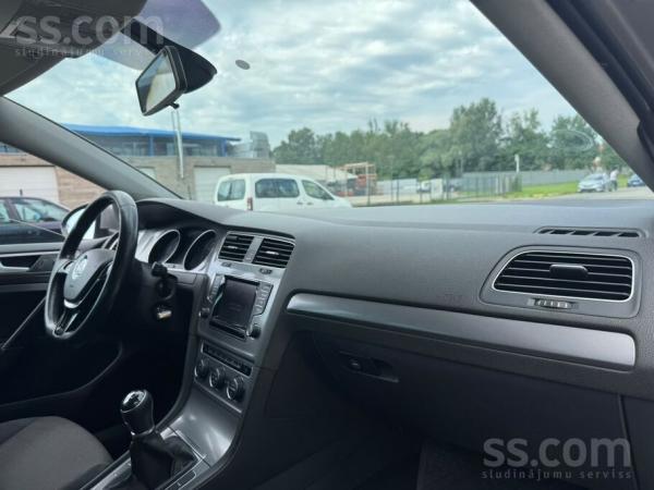 Volkswagen Golf 2014 Rīga, ar dzinēja tilpumu 1.60 L un nobraukumu 366 tūkst. km par 3700 €, foto 5 vietnē AUTOMOTO.COM.LV