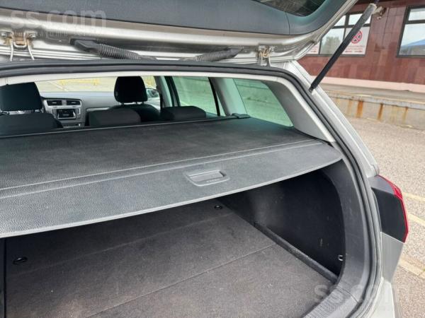 Volkswagen Golf 2014 Rīga, ar dzinēja tilpumu 1.60 L un nobraukumu 366 tūkst. km par 3700 €, foto 8 vietnē AUTOMOTO.COM.LV