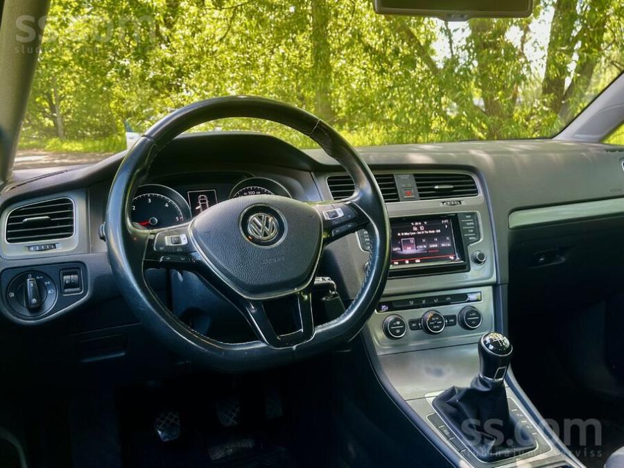 Volkswagen Golf 2015 in Riga, with an engine capacity of 1.60 L and mileage of 0 thousand km for 4900 €, photo 10 on AUTOMOTO.COM.LV