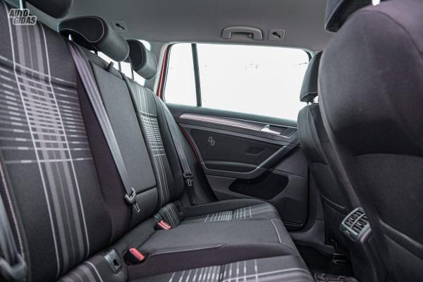 Volkswagen Golf 2015 in Kaunas, with an engine capacity of 2.00 L and mileage of 270 thousand km for 7490 €, photo 10 on AUTOMOTO.COM.LV