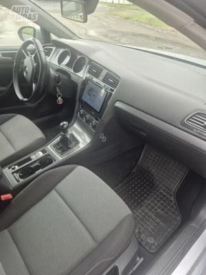 Volkswagen Golf 2016 in Panevezys, with an engine capacity of 1.60 L and mileage of 279 thousand km for 5700 €, photo 10 on AUTOMOTO.COM.LV