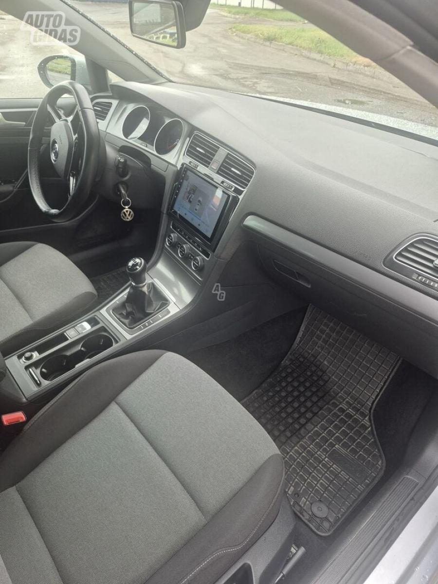 Volkswagen Golf 2016 in Panevezys, with an engine capacity of 1.60 L and mileage of 279 thousand km for 5700 €, photo 10 on AUTOMOTO.COM.LV