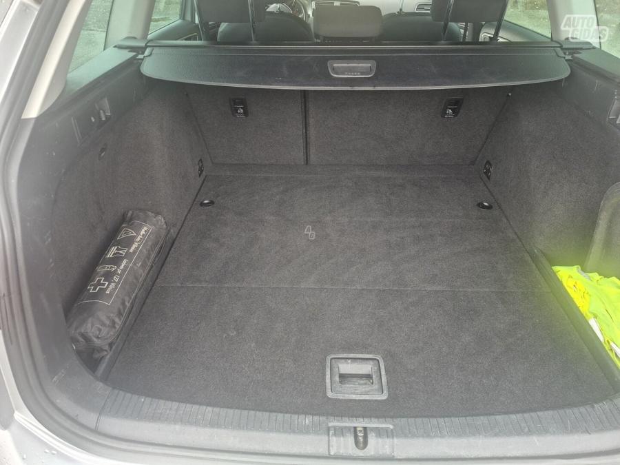 Volkswagen Golf 2016 in Panevezys, with an engine capacity of 1.60 L and mileage of 279 thousand km for 5700 €, photo 13 on AUTOMOTO.COM.LV