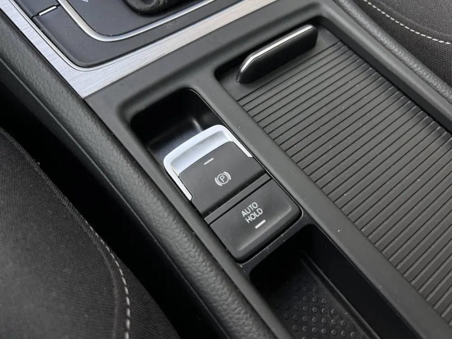 Volkswagen Golf 2016 Rīga, ar dzinēja tilpumu 1.40 L un nobraukumu 212 tūkst. km par 7950 €, foto 19 vietnē AUTOMOTO.COM.LV