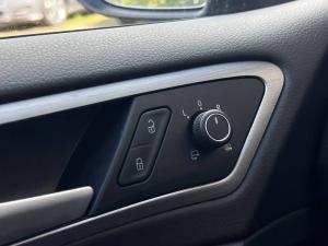 Volkswagen Golf 2016 Rīga, ar dzinēja tilpumu 1.40 L un nobraukumu 212 tūkst. km par 7950 €, foto 25 vietnē AUTOMOTO.COM.LV