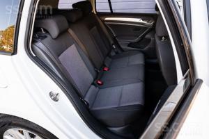 Volkswagen Golf 2016 in Riga, with an engine capacity of 1.60 L and mileage of 221 thousand km for 5950 €, photo 8 on AUTOMOTO.COM.LV
