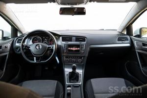 Volkswagen Golf 2016 in Riga, with an engine capacity of 1.60 L and mileage of 221 thousand km for 5950 €, photo 9 on AUTOMOTO.COM.LV