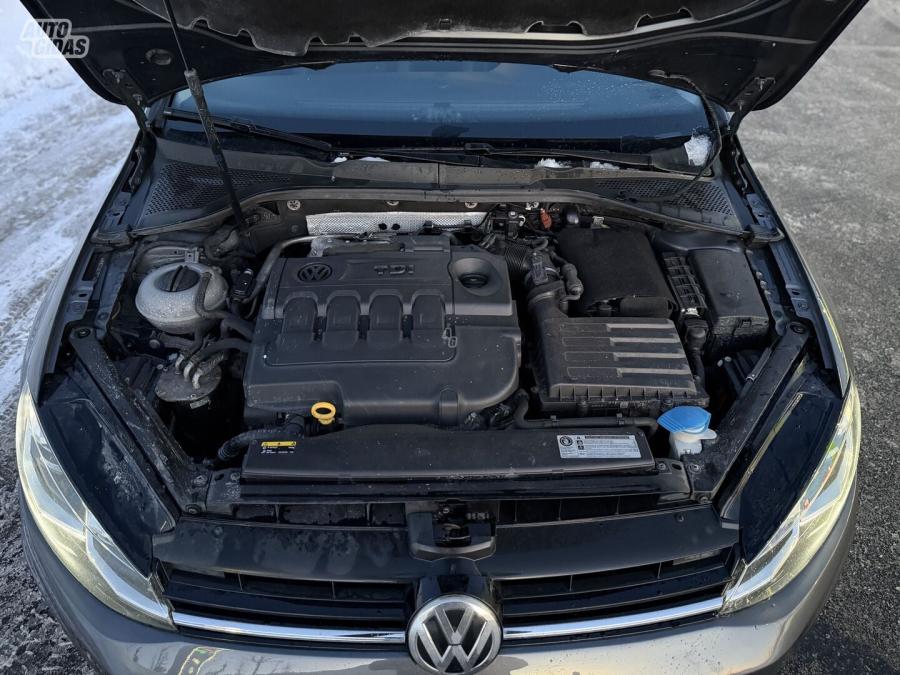 Volkswagen Golf 2017 in Vilnius, with an engine capacity of 1.60 L and mileage of 285 thousand km for 7600 €, photo 18 on AUTOMOTO.COM.LV
