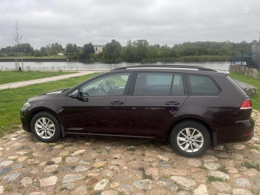 Volkswagen Golf 2017 in Jelgava, with an engine capacity of 1.60 L and mileage of 204 thousand km for 7500 €, photo 7 on AUTOMOTO.COM.LV