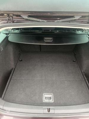 Volkswagen Golf 2017 in Jelgava, with an engine capacity of 1.60 L and mileage of 204 thousand km for 7500 €, photo 10 on AUTOMOTO.COM.LV