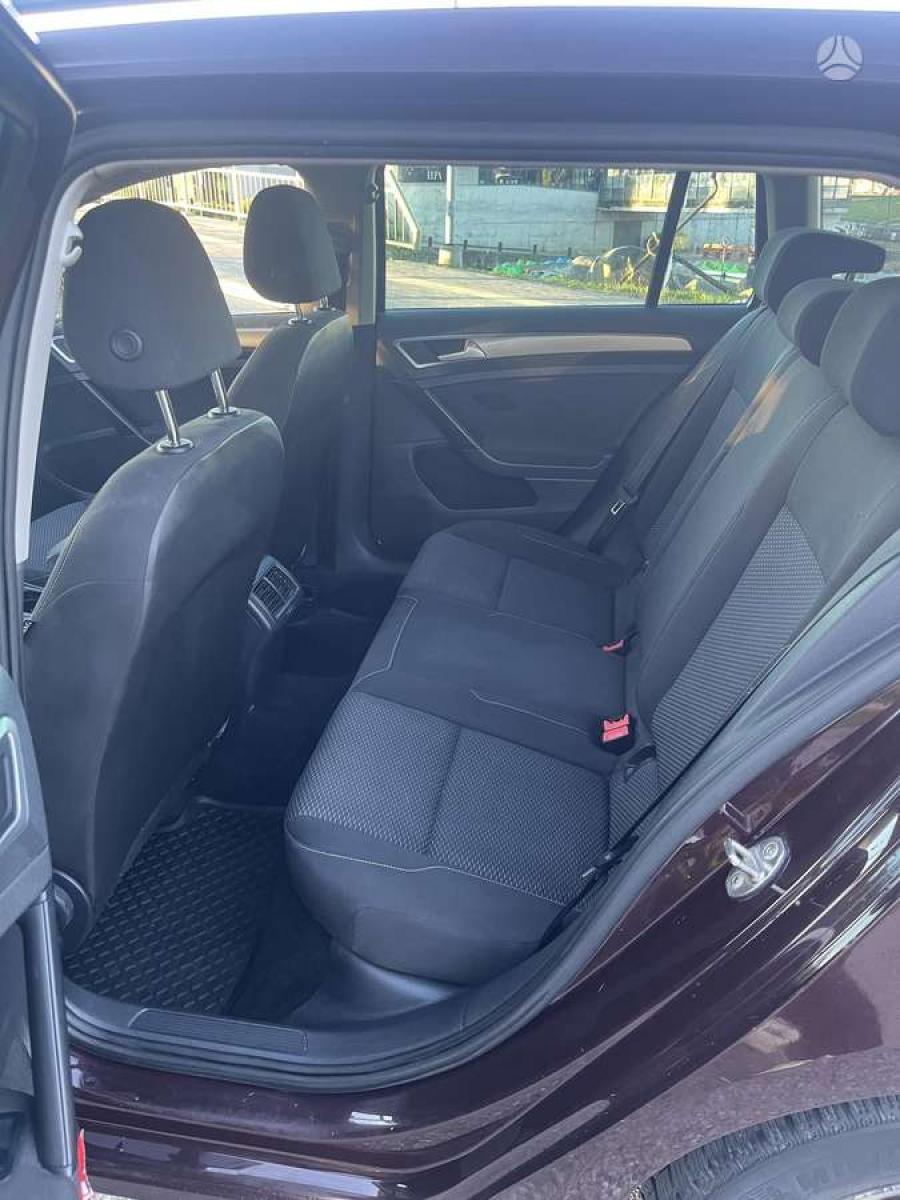 Volkswagen Golf 2017 in Jelgava, with an engine capacity of 1.60 L and mileage of 204 thousand km for 7500 €, photo 13 on AUTOMOTO.COM.LV
