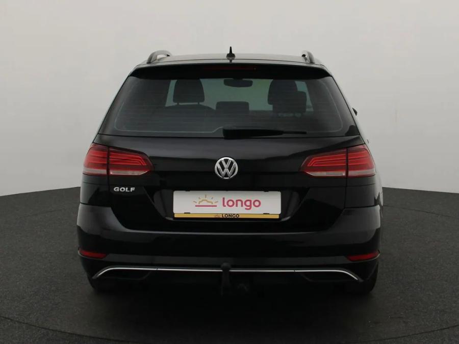 Volkswagen Golf 2019 in Vilnius, with an engine capacity of 1.60 L and mileage of 185 thousand km for 9999 €, photo 6 on AUTOMOTO.COM.LV
