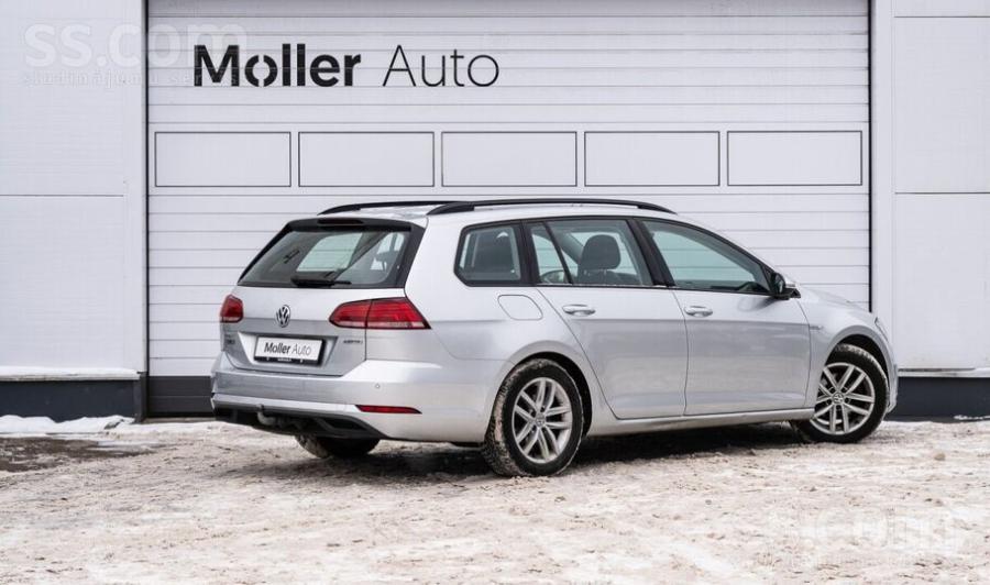 Volkswagen Golf 2019 in Riga, with an engine capacity of 1.50 L and mileage of 131 thousand km for 10850 €, photo 4 on AUTOMOTO.COM.LV