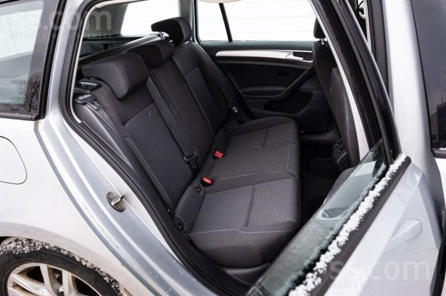 Volkswagen Golf 2019 in Riga, with an engine capacity of 1.50 L and mileage of 131 thousand km for 10850 €, photo 8 on AUTOMOTO.COM.LV