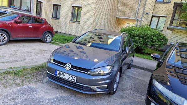 Volkswagen Golf 2019 in Vilnius, with an engine capacity of 1.97 L and mileage of 267 thousand km for 9400 €, photo 5 on AUTOMOTO.COM.LV