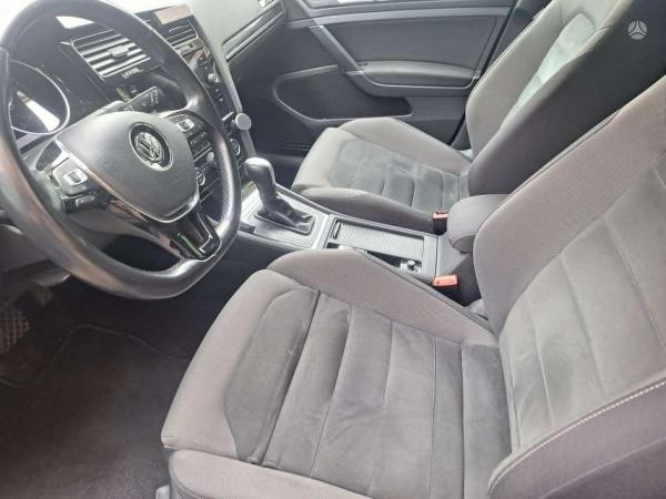 Volkswagen Golf 2019 in Vilnius, with an engine capacity of 1.97 L and mileage of 267 thousand km for 9400 €, photo 6 on AUTOMOTO.COM.LV