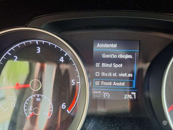 Volkswagen Golf 2019 in Vilnius, with an engine capacity of 1.97 L and mileage of 267 thousand km for 9400 €, photo 7 on AUTOMOTO.COM.LV