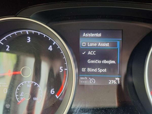 Volkswagen Golf 2019 in Vilnius, with an engine capacity of 1.97 L and mileage of 267 thousand km for 9400 €, photo 8 on AUTOMOTO.COM.LV