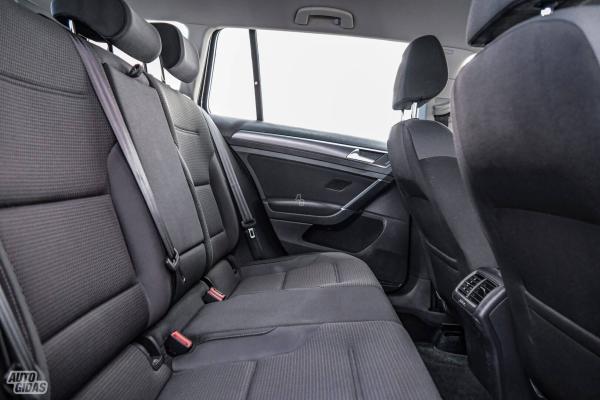 Volkswagen Golf 2020 in Kaunas, with an engine capacity of 1.00 L and mileage of 194 thousand km for 9490 €, photo 10 on AUTOMOTO.COM.LV