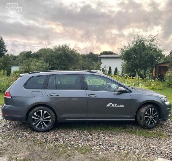 Volkswagen Golf 2020 in Vilnius, with an engine capacity of 2.00 L and mileage of 296 thousand km for 4300 €, photo 3 on AUTOMOTO.COM.LV