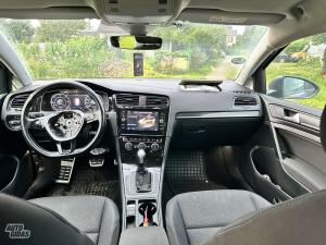 Volkswagen Golf 2020 in Vilnius, with an engine capacity of 2.00 L and mileage of 296 thousand km for 4300 €, photo 8 on AUTOMOTO.COM.LV