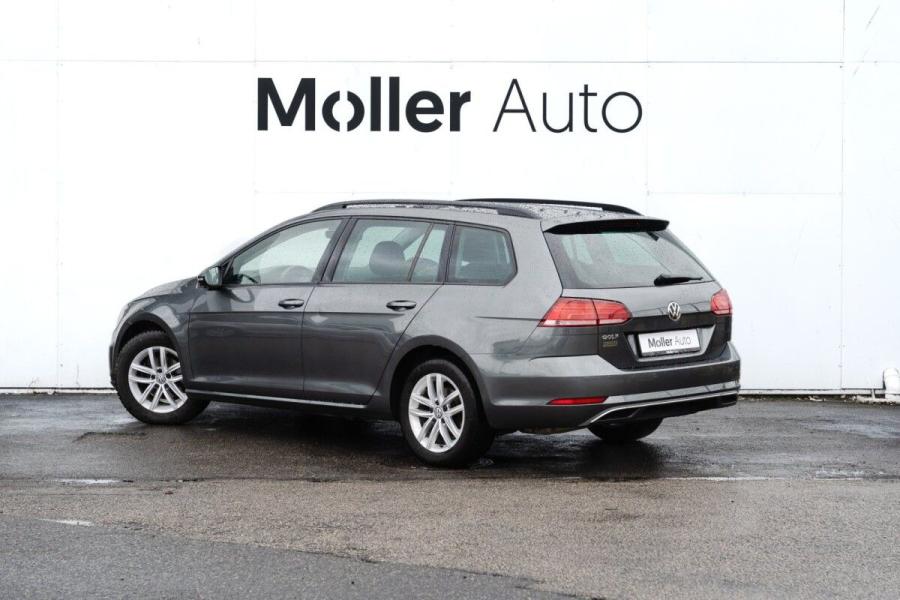 Volkswagen Golf 2020 in Riga, with an engine capacity of 1.50 L and mileage of 147 thousand km for 12900 €, photo 4 on AUTOMOTO.COM.LV