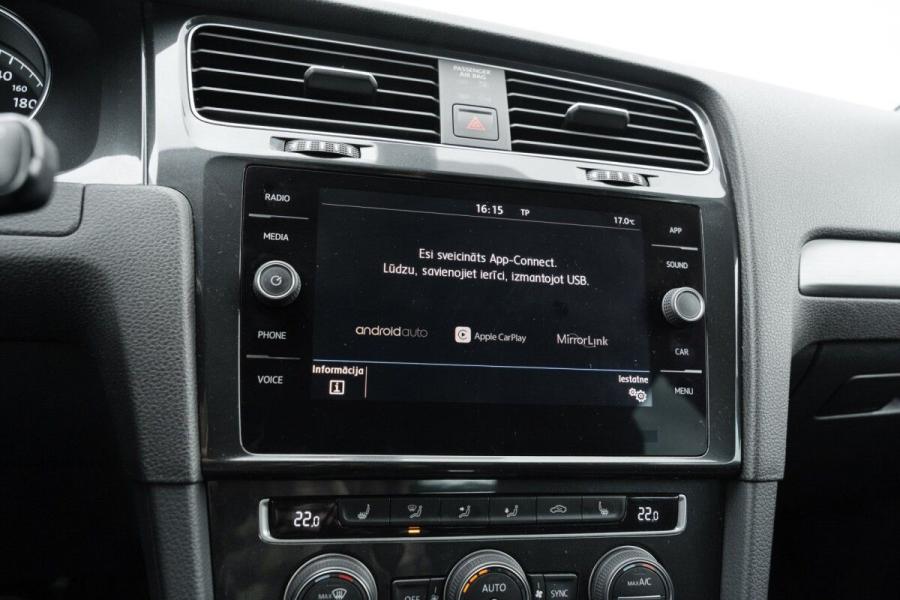 Volkswagen Golf 2020 in Riga, with an engine capacity of 1.50 L and mileage of 147 thousand km for 12900 €, photo 17 on AUTOMOTO.COM.LV