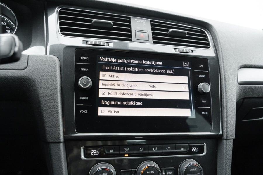 Volkswagen Golf 2020 in Riga, with an engine capacity of 1.50 L and mileage of 147 thousand km for 12900 €, photo 19 on AUTOMOTO.COM.LV