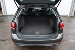 Volkswagen Golf 2020 in Riga, with an engine capacity of 1.50 L and mileage of 147 thousand km for 12900 €, photo 22 on AUTOMOTO.COM.LV