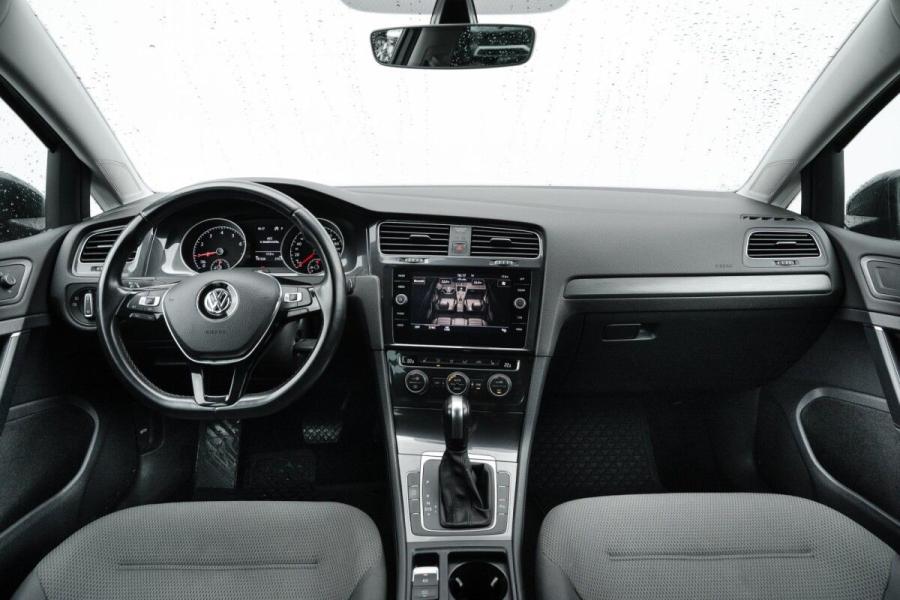 Volkswagen Golf 2020 in Riga, with an engine capacity of 1.50 L and mileage of 147 thousand km for 12900 €, photo 24 on AUTOMOTO.COM.LV