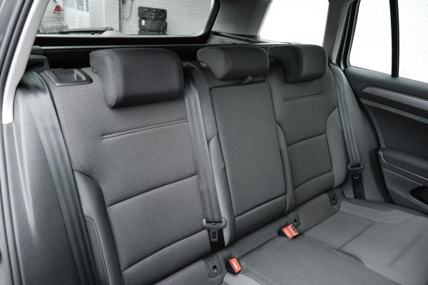 Volkswagen Golf 2020 Rīga, ar dzinēja tilpumu 1.50 L un nobraukumu 147 tūkst. km par 12900 €, foto 9 vietnē AUTOMOTO.COM.LV