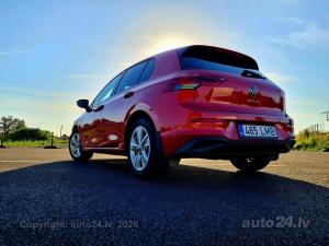 Volkswagen Golf 2021 in Parnu, with an engine capacity of 1.00 L and mileage of 23 thousand km for 19900 €, photo 5 on AUTOMOTO.COM.LV
