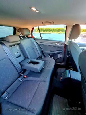Volkswagen Golf 2021 in Parnu, with an engine capacity of 1.00 L and mileage of 23 thousand km for 19900 €, photo 9 on AUTOMOTO.COM.LV