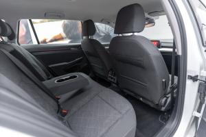Volkswagen Golf 2021 Peetri, ar dzinēja tilpumu 2.00 L un nobraukumu 212 tūkst. km par 15950 €, foto 14 vietnē AUTOMOTO.COM.LV