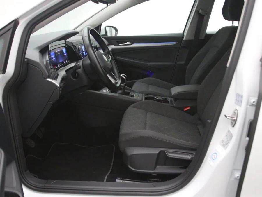 Volkswagen Golf 2022 in Vilnius, with an engine capacity of 2.00 L and mileage of 148 thousand km for 16399 €, photo 5 on AUTOMOTO.COM.LV