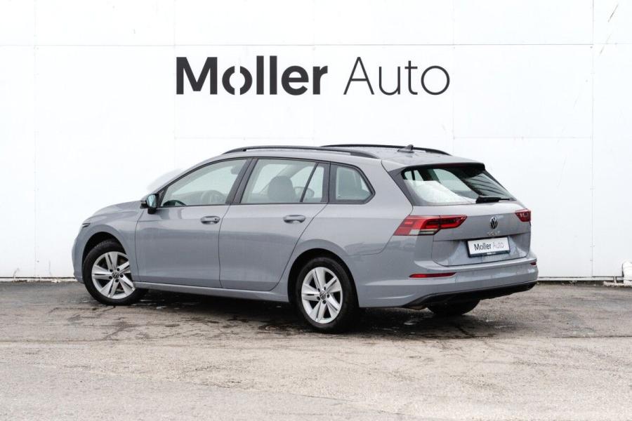 Volkswagen Golf 2022 in Riga, with an engine capacity of 1.50 L and mileage of 135 thousand km for 15850 €, photo 3 on AUTOMOTO.COM.LV