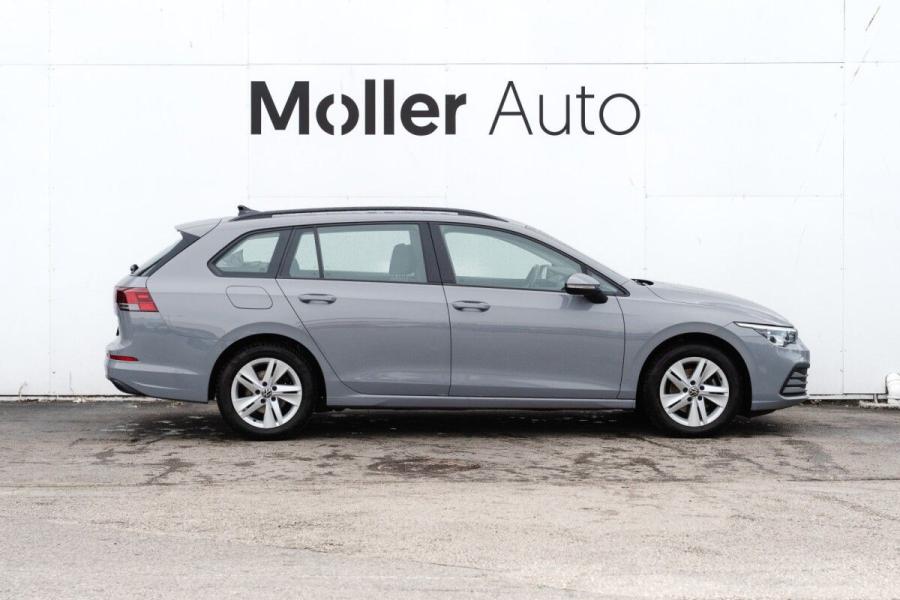 Volkswagen Golf 2022 in Riga, with an engine capacity of 1.50 L and mileage of 135 thousand km for 15850 €, photo 5 on AUTOMOTO.COM.LV