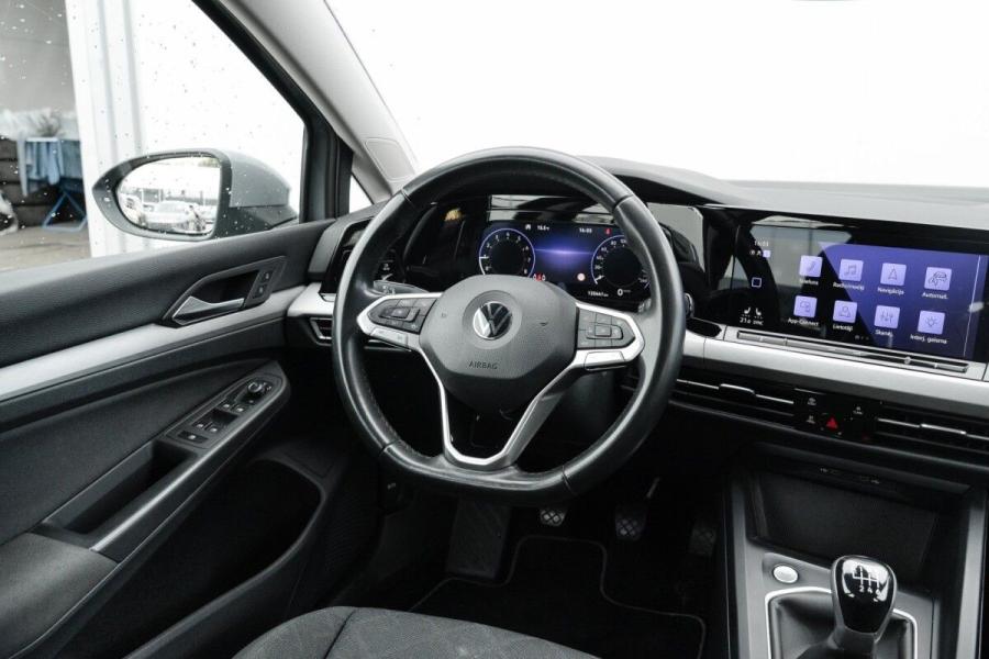 Volkswagen Golf 2022 in Riga, with an engine capacity of 1.50 L and mileage of 135 thousand km for 15850 €, photo 24 on AUTOMOTO.COM.LV