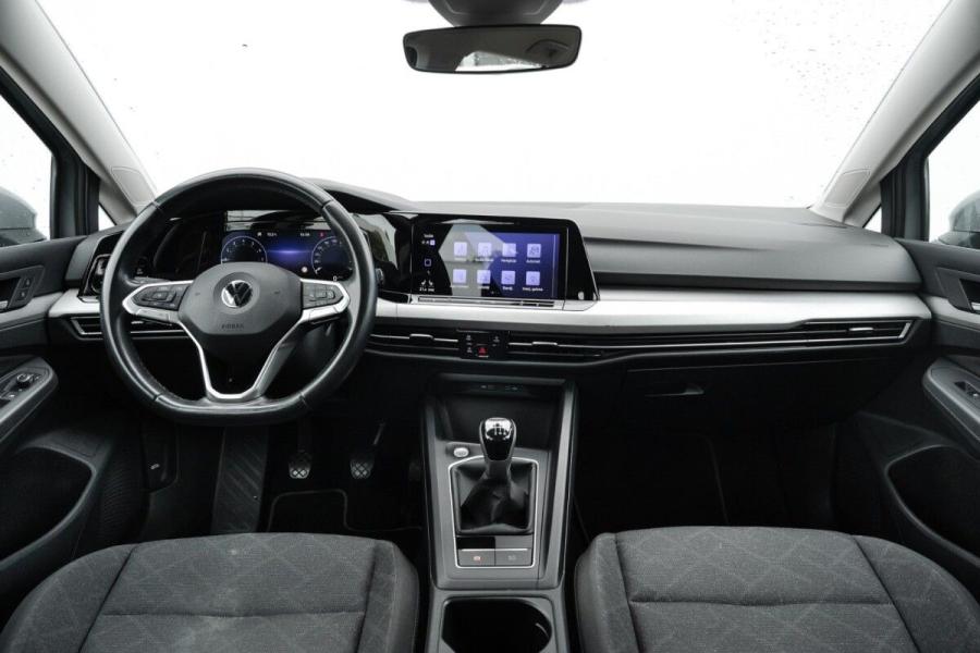 Volkswagen Golf 2022 in Riga, with an engine capacity of 1.50 L and mileage of 135 thousand km for 15850 €, photo 25 on AUTOMOTO.COM.LV