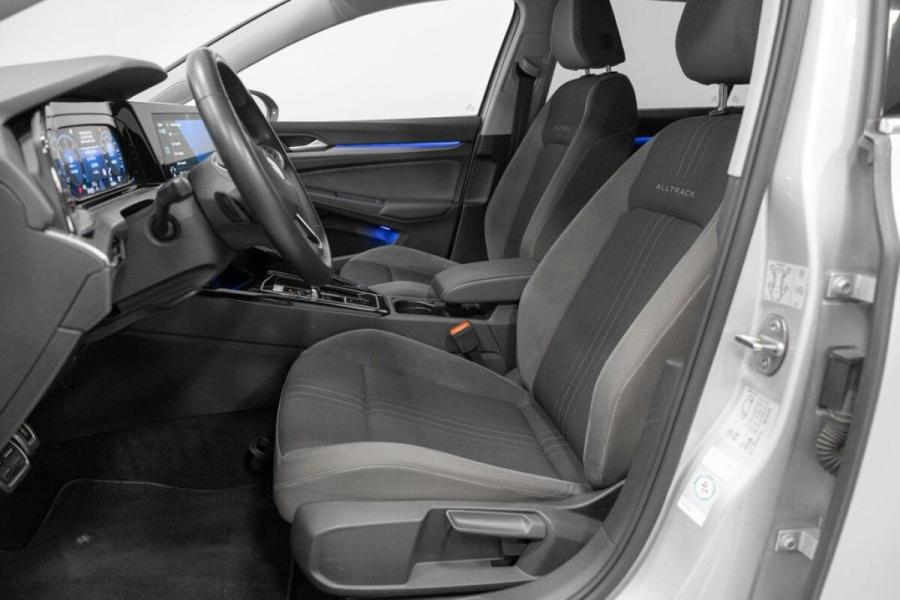 Volkswagen Golf 2023 Viļņa, ar dzinēja tilpumu 2.00 L un nobraukumu 160 tūkst. km par 21900 €, foto 8 vietnē AUTOMOTO.COM.LV