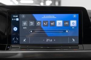 Volkswagen Golf 2023 Viļņa, ar dzinēja tilpumu 2.00 L un nobraukumu 160 tūkst. km par 21900 €, foto 22 vietnē AUTOMOTO.COM.LV