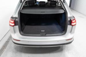 Volkswagen Golf 2023 Viļņa, ar dzinēja tilpumu 2.00 L un nobraukumu 160 tūkst. km par 21900 €, foto 26 vietnē AUTOMOTO.COM.LV