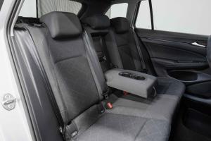 Volkswagen Golf 2023 Tallina, ar dzinēja tilpumu 2.00 L un nobraukumu 177 tūkst. km par 16900 €, foto 15 vietnē AUTOMOTO.COM.LV