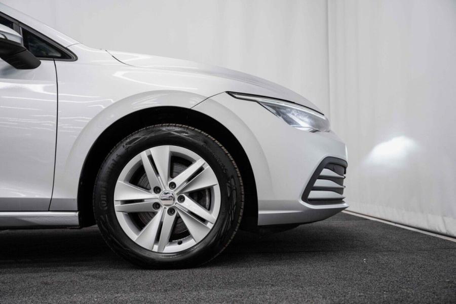 Volkswagen Golf 2023 Tallina, ar dzinēja tilpumu 2.00 L un nobraukumu 177 tūkst. km par 16900 €, foto 17 vietnē AUTOMOTO.COM.LV